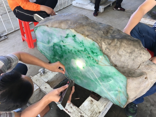 The Jewel of Hong Kong: The Magic of Jade | HKTDC Research